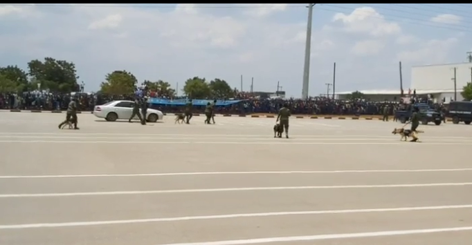 Pictures: Police officers showcase their skills before the head of ...