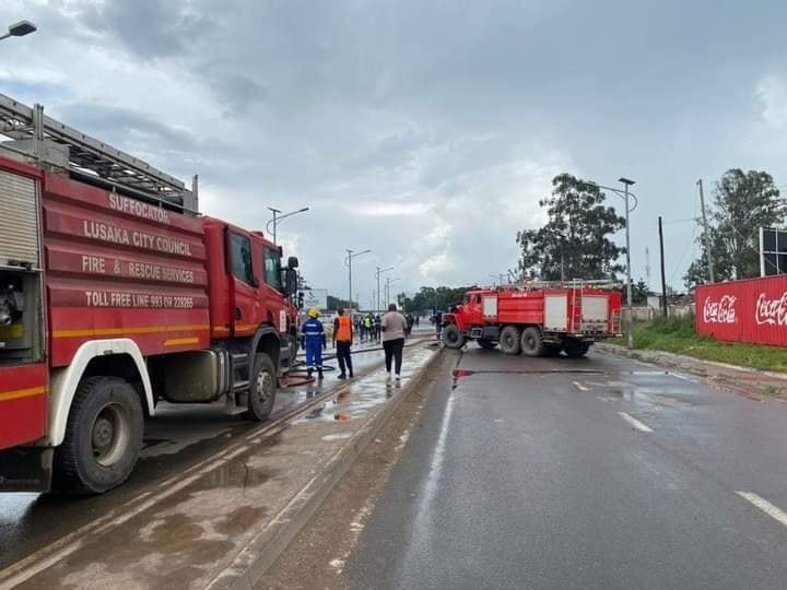 Four scorched as Zim tanker burns to ashes – Daily Nation